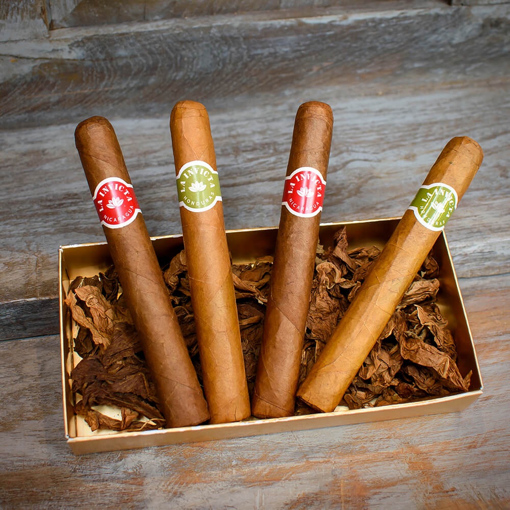 La Invicta 4 Handmade Cigars - Petit Corona Sample Box